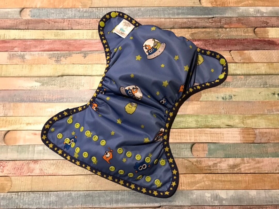 Alien PUL Cloth Diaper Cover With Snaps or Hook and Loop. Xs/newborn ...