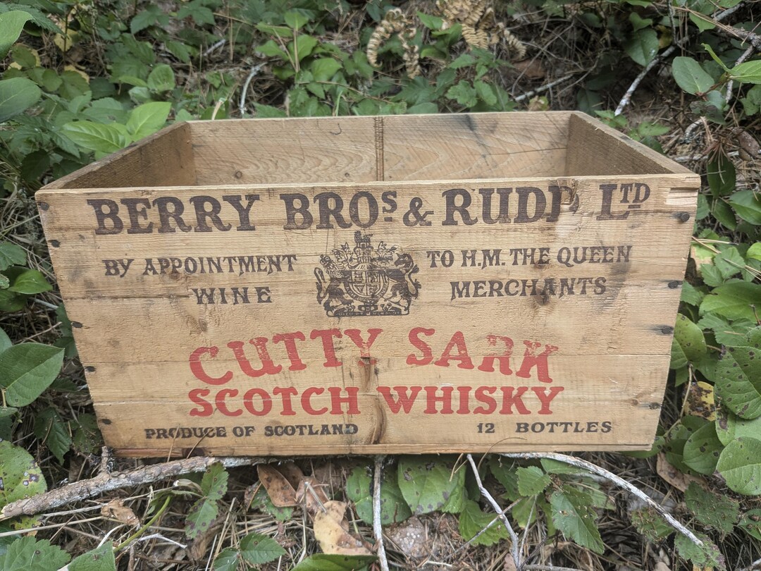 Berry Bros & Rudd LTD Cuddy Sark Scotch Whiskey Wood Case for 12 ...