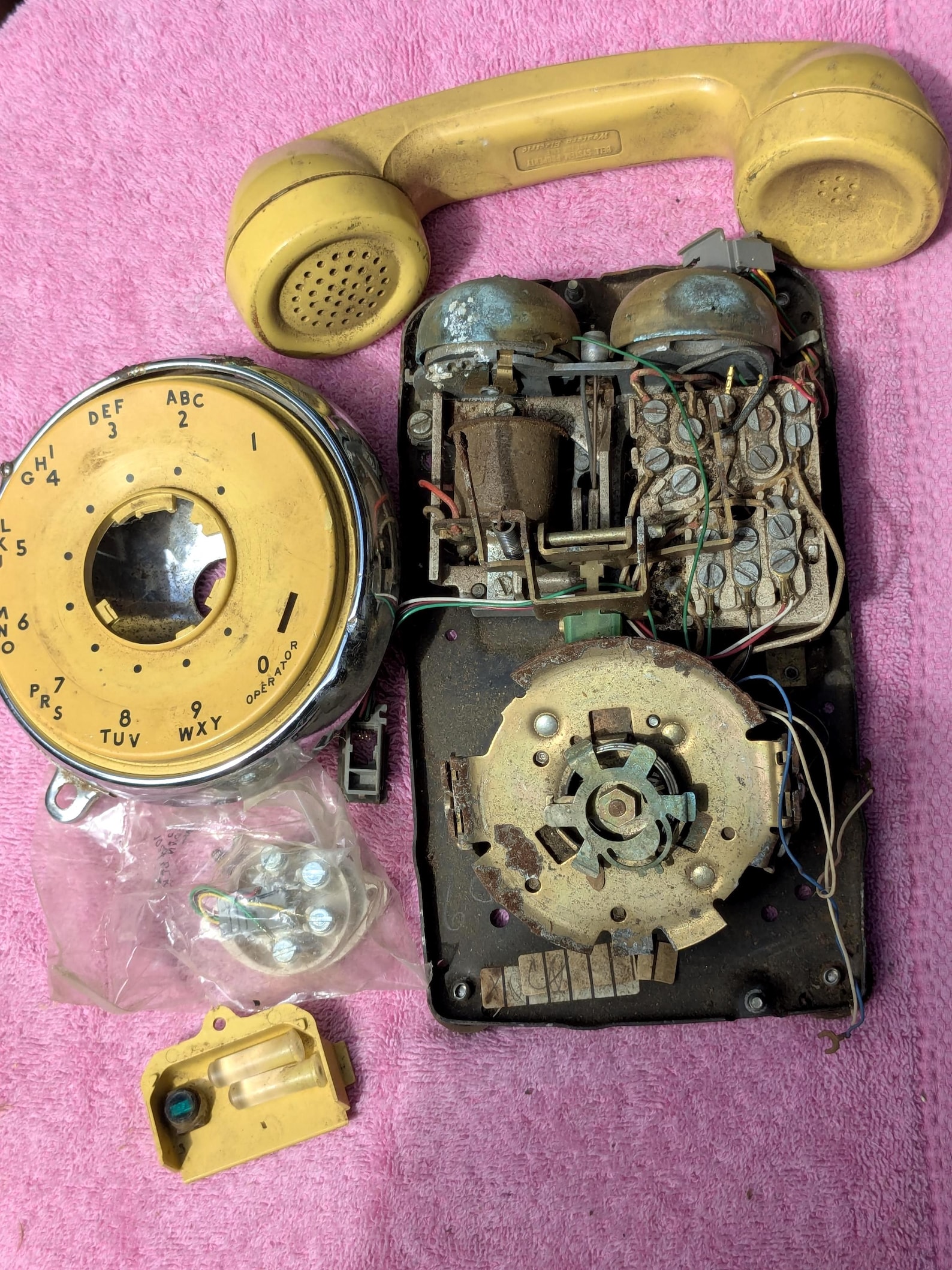 Vintage Western Electric Model 500 DM Rotary Desk Telephone Parts ...