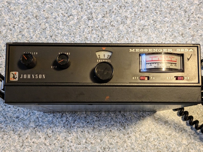 JOHNSON Messenger 323A Vintage CB Radio Transceiver USA W/ Microphone ...