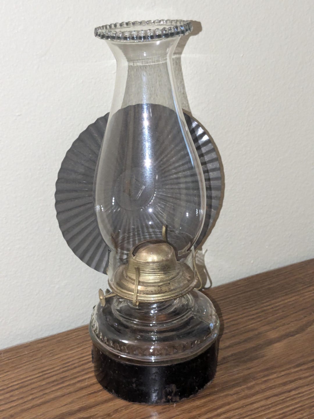 Antique Kerosene Oil Lamp With Wall Bracket and Back Reflector - Etsy
