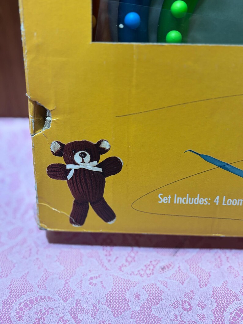 Boye Round Loom Set for Knitting Hats, Scarves and Bags: 4 Sizes ...