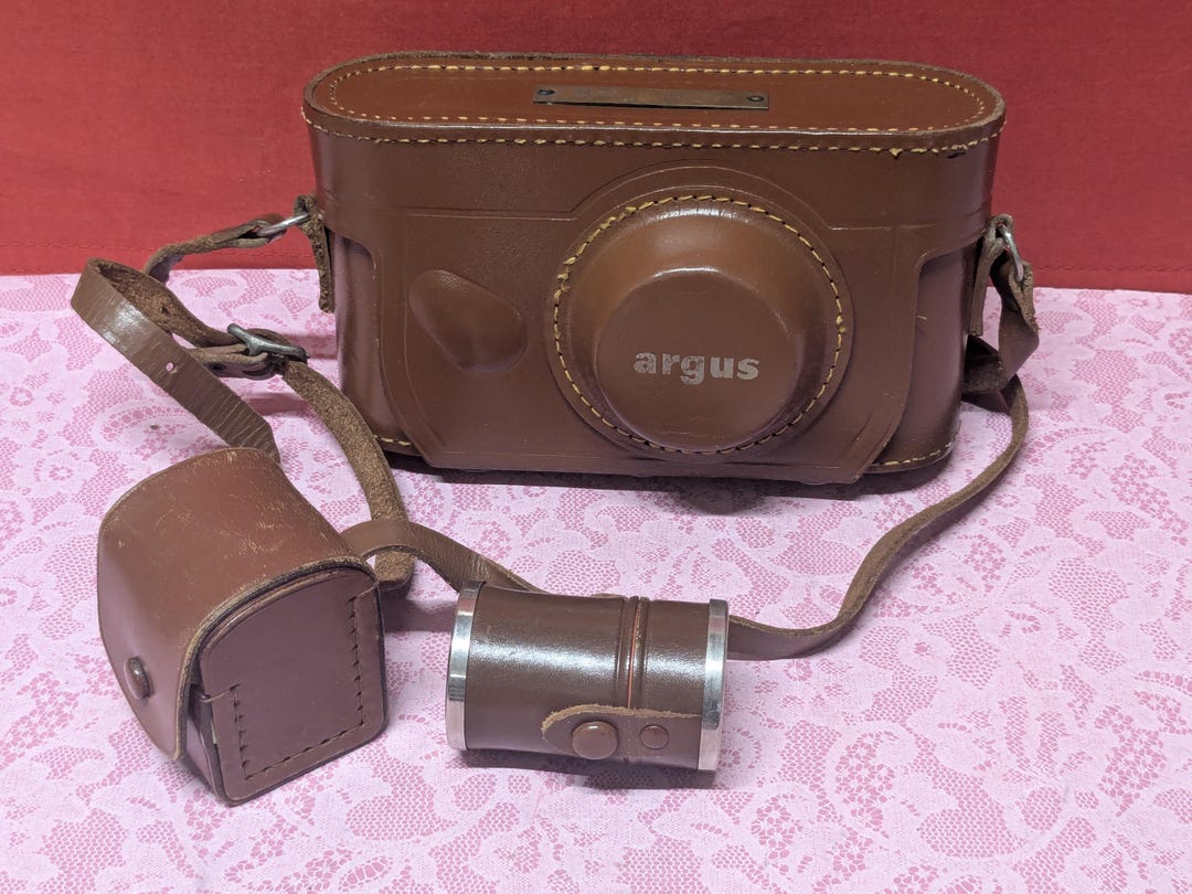 Vintage Argus C3 'the Brick' 35mm Rangefinder Camera With Case in ...