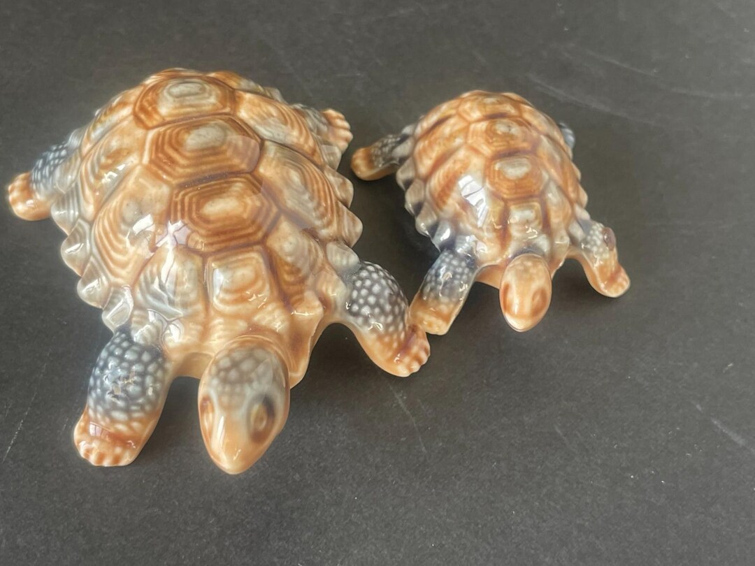 Vintage Wade of England Turtle Tortoise Porcelain Figurines Set of 2 ...