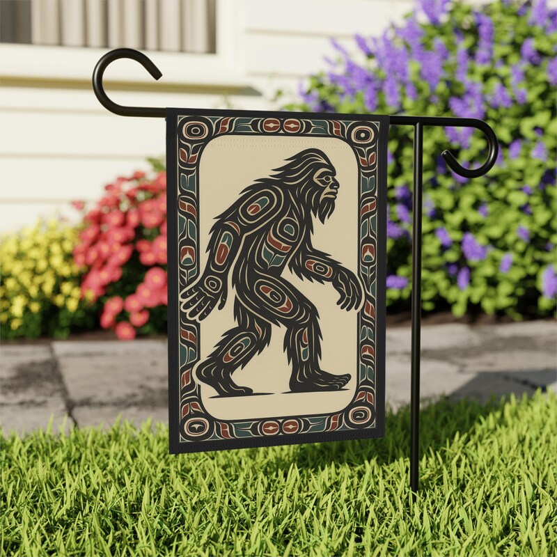 Woodland Garden Totem - Etsy