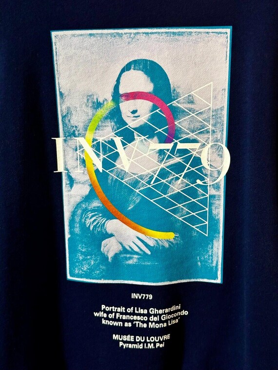 Musee Du Louvre x Peter Saville Mona Lisa Crew Neck |… - Gem
