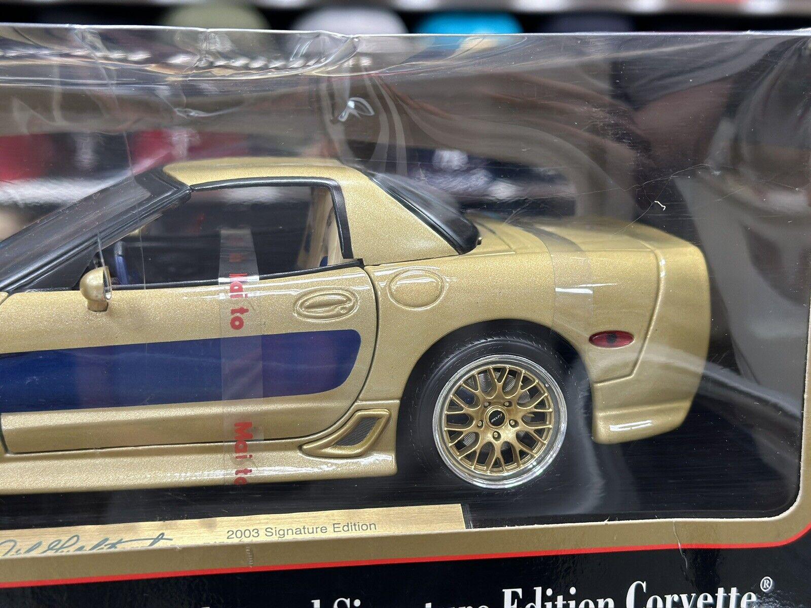 Chevy Corvette Guldstrand, Gold Maisto Signature 1/18 | New - Etsy