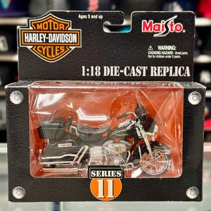 Harley Davidson Motorcycle Motorbike Maisto Two Wheeler 1/18 More to ...