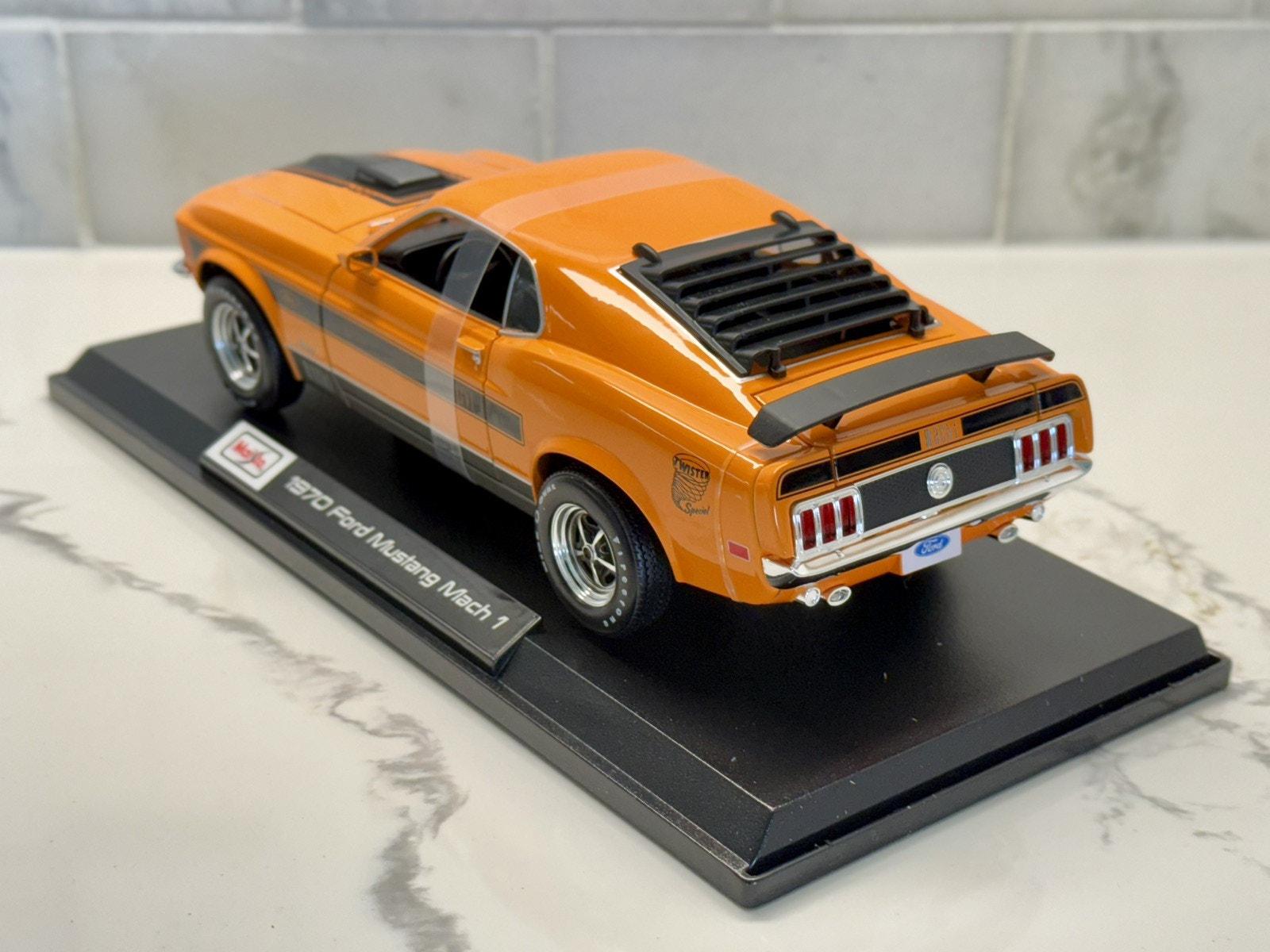 1970 Ford Mustang Mach 1 Diecast Model Car: 1/18 Scale Maisto, Orange ...