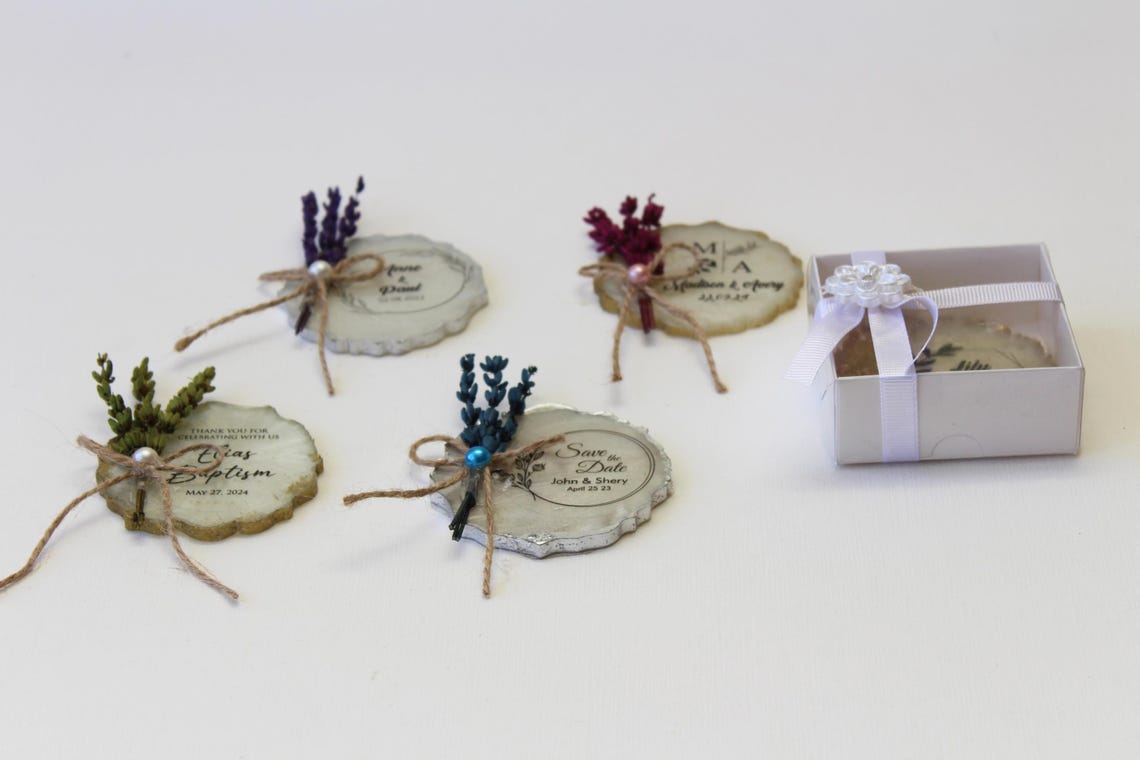 Handmade Epoxy Magnet With Box Wedding Favors , Personalized Handmade ...