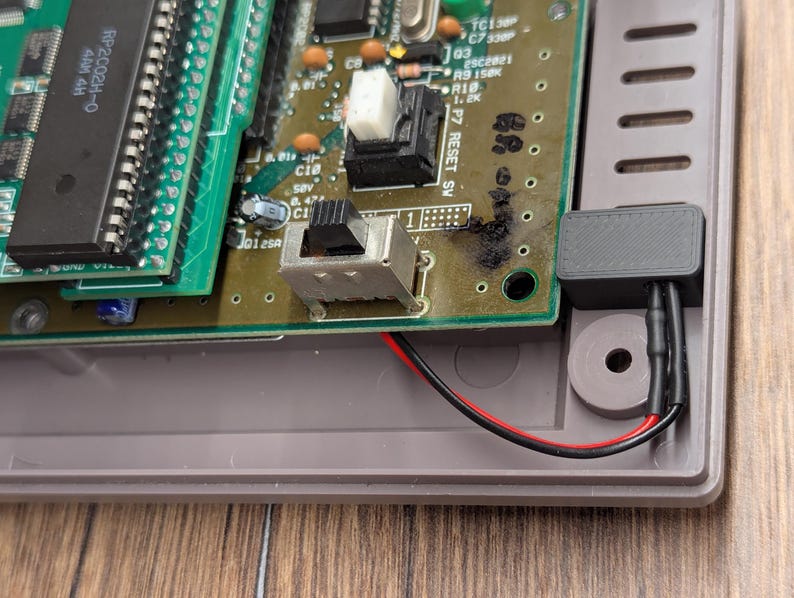 Famicom AV/NES Top Loader Power LED Kit: Easy Install, Red/blue ...