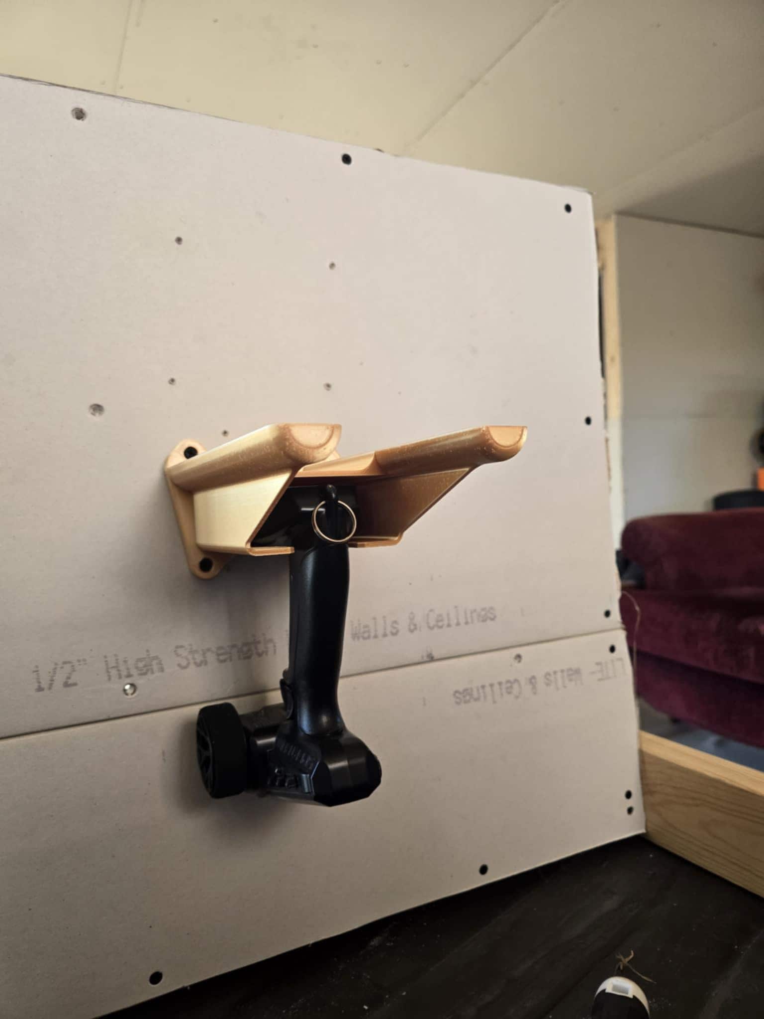 1/10 Scale RC Vehicle and Receiver Wall Mount - Etsy