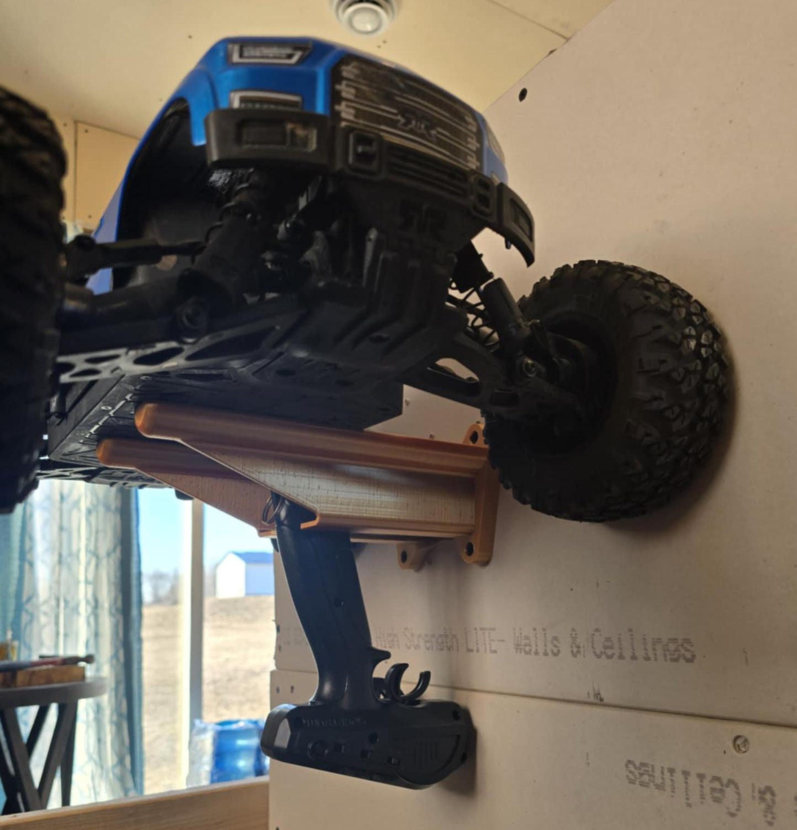 1/10 Scale 5" RC Vehicle and Receiver Wall Mount - Etsy