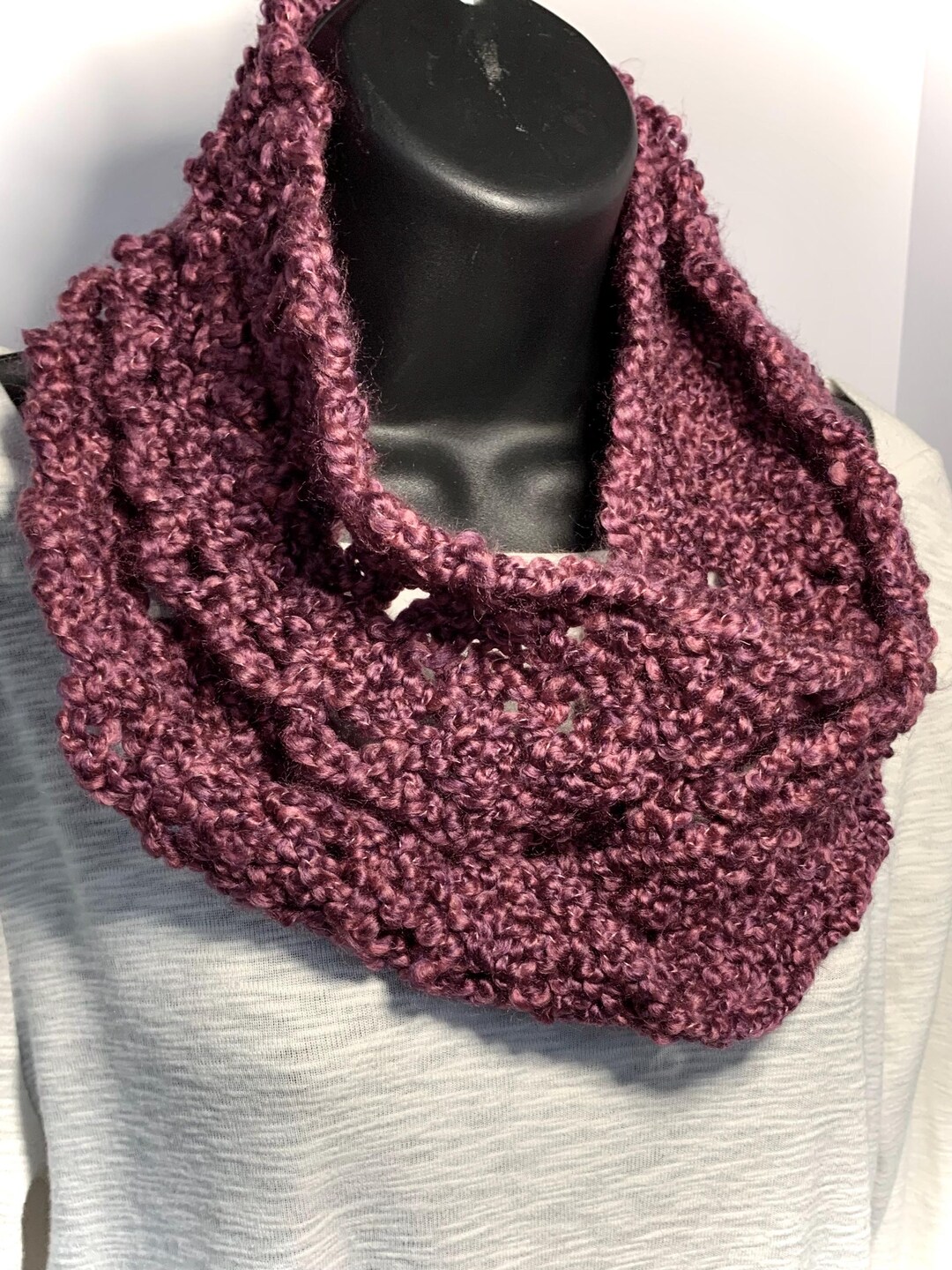 Handmade Infinity Scarf in Rare Homespun Yarn - Mauve and Plum Blend - Etsy