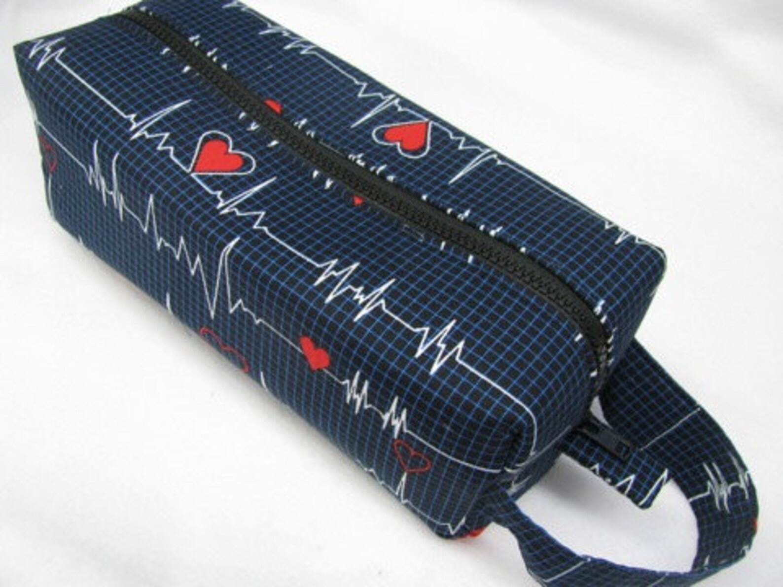 Heart Rate Monitor EKG Bag With Surprise Embroidery Inside Cosmetic Bag ...