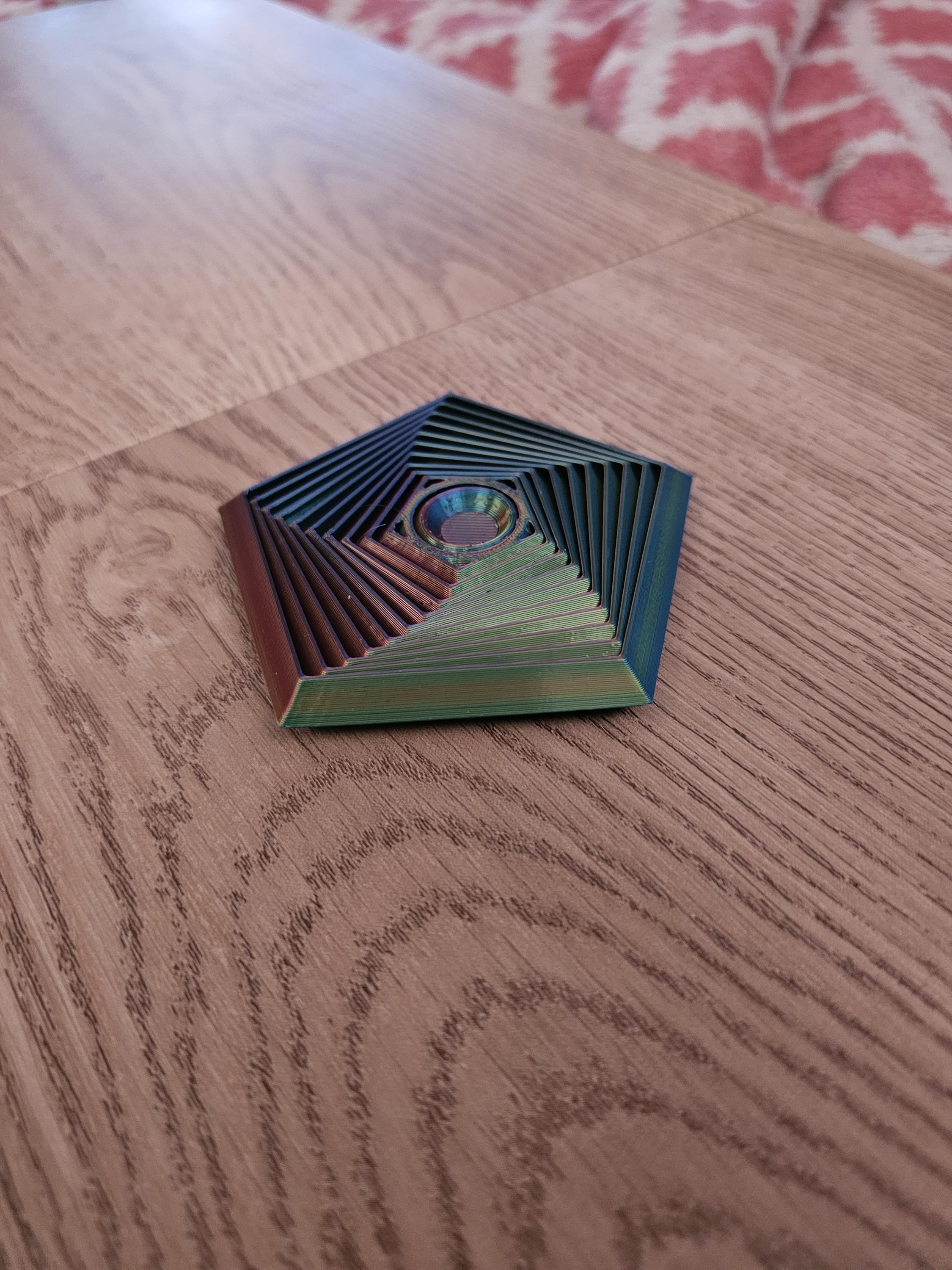 Stress-relieving 3D Printed Spinning Pentagon Fidget - Etsy