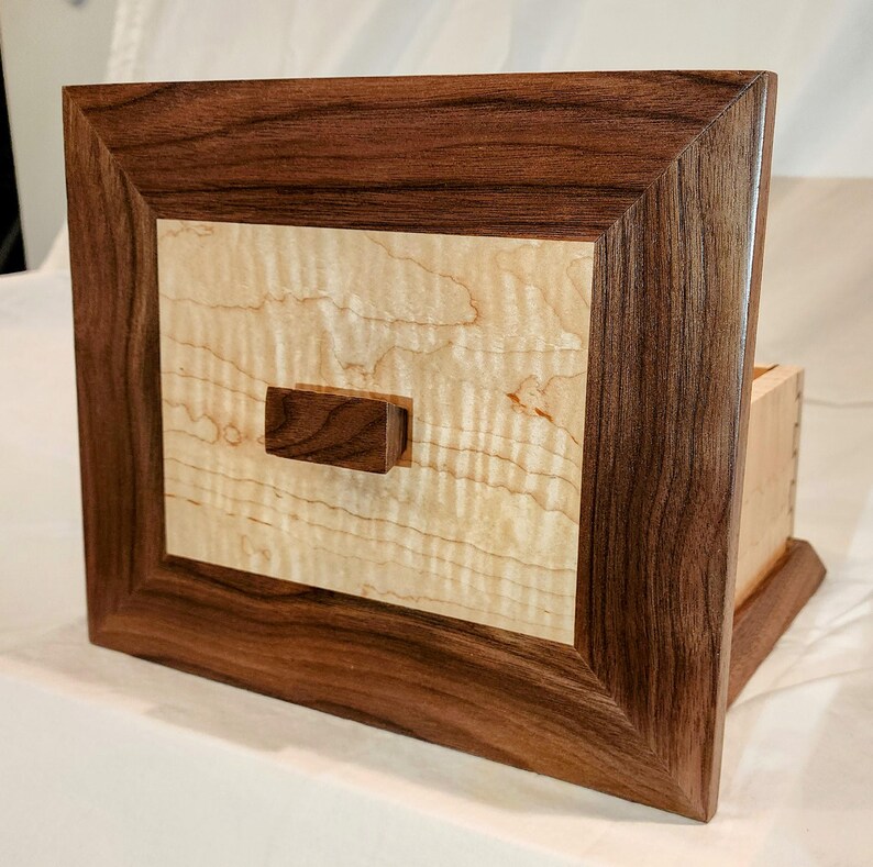 Maple and Walnut Double Dovetail Trinkets/keepsake Box - Etsy