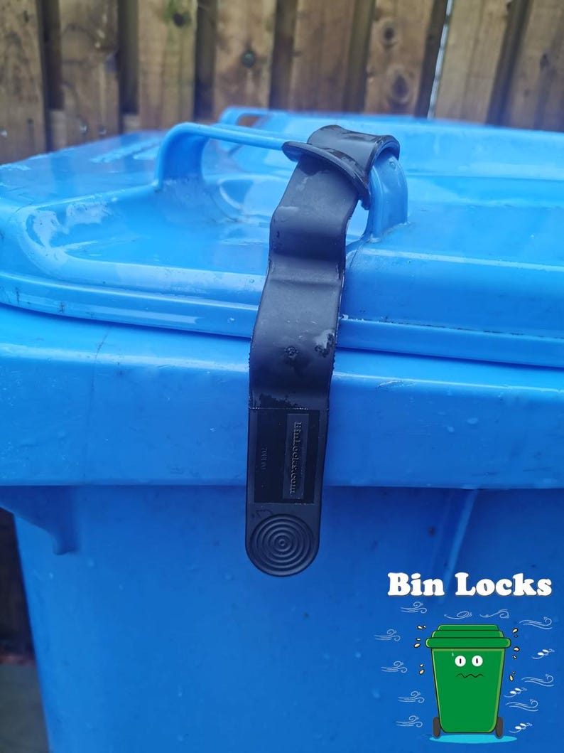 Wheelie Bin Lid Lock: Rubber Strap Clip for 240ltr Open Handle Bin ...