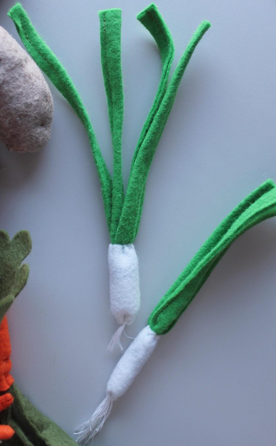 Felt Green Onions/ Leeks for Montessori Learning, Pretend Play, Play ...