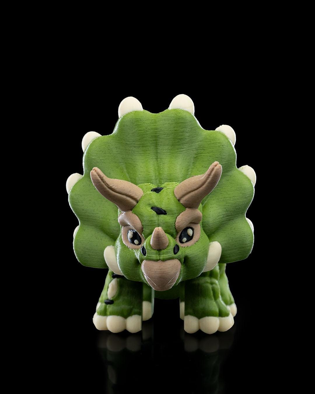 3D Printed Triceratops Fidget Toy - Articulated Flexible Dinosaur for ...