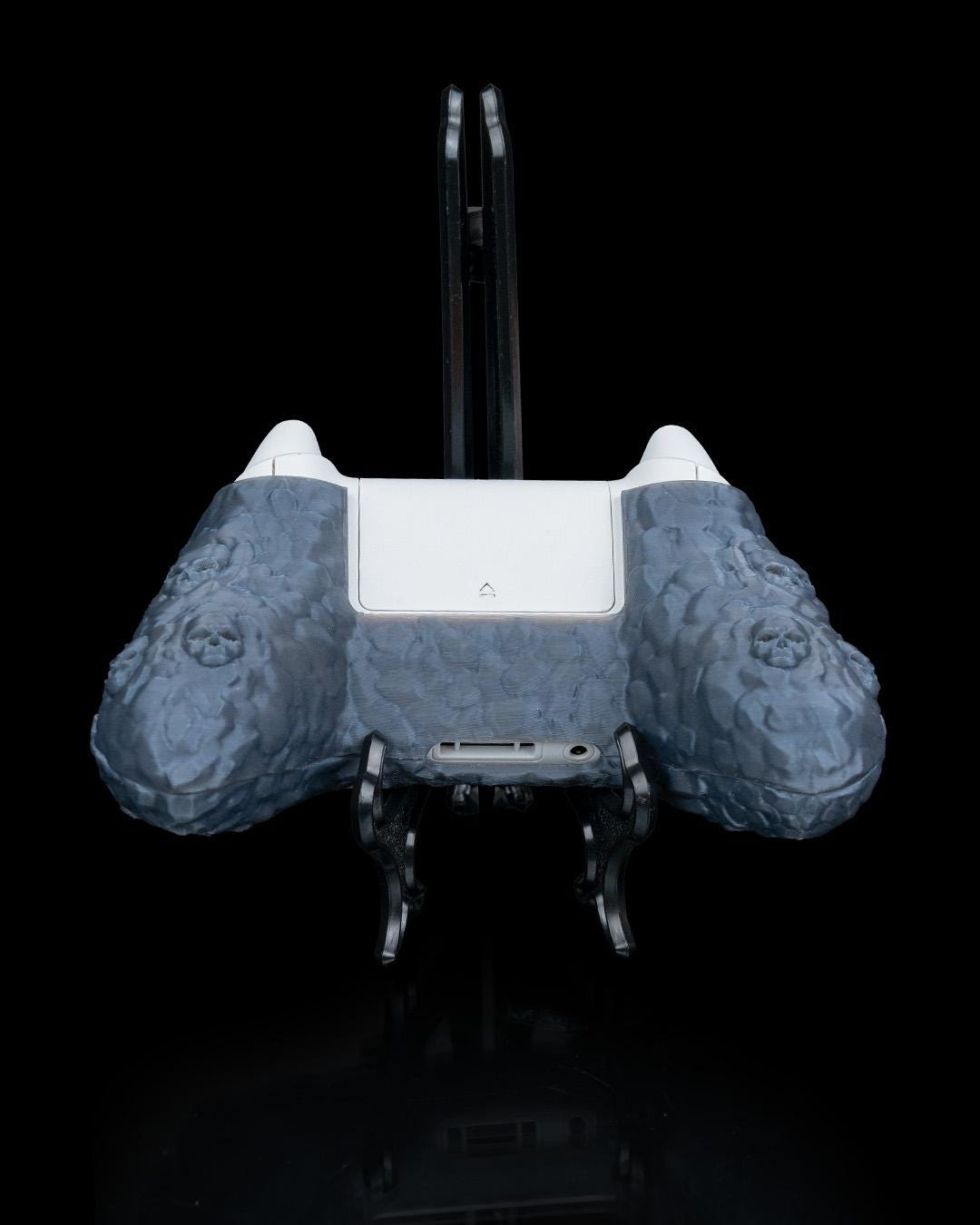 Skull themed Gaming Controller Cover XBOX / PS5 Skulls Controller Skin ...