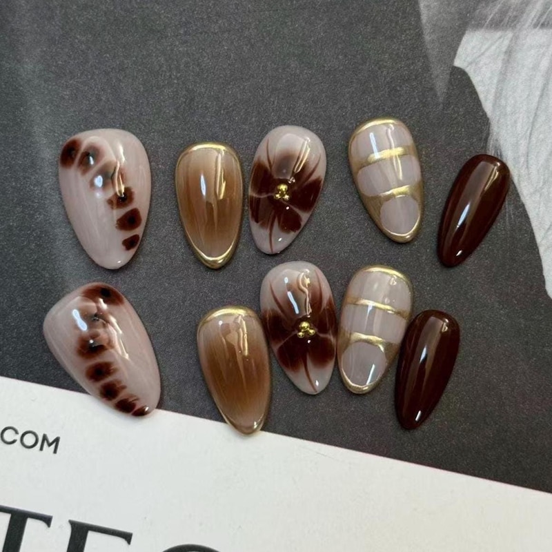 Medium Almond Chrome - Etsy