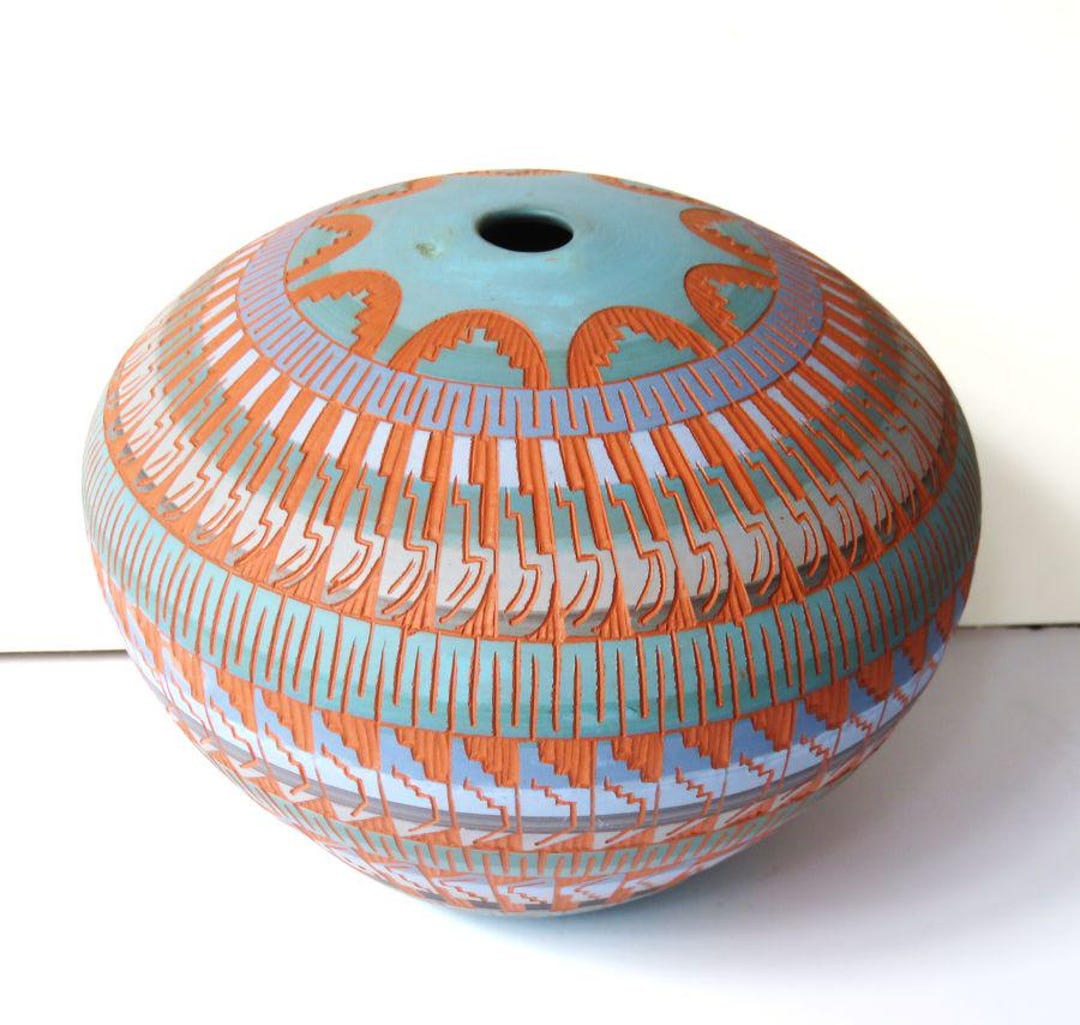 BIG NAVAJO DINE Seed Pot,etched,handmade,hand Painted Native American ...
