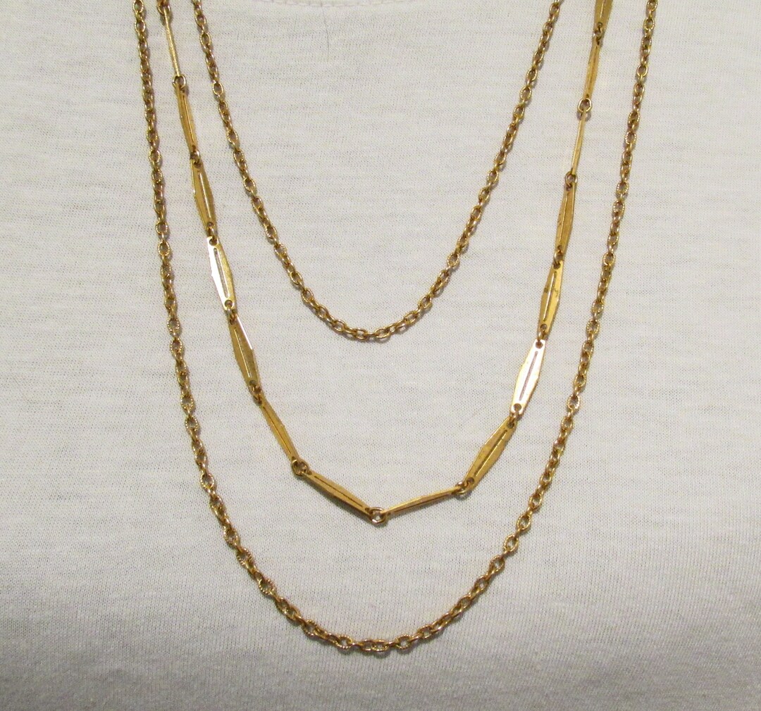 Stunning Classic Triple Strand Layered Beeline Gold Chain Necklace on ...