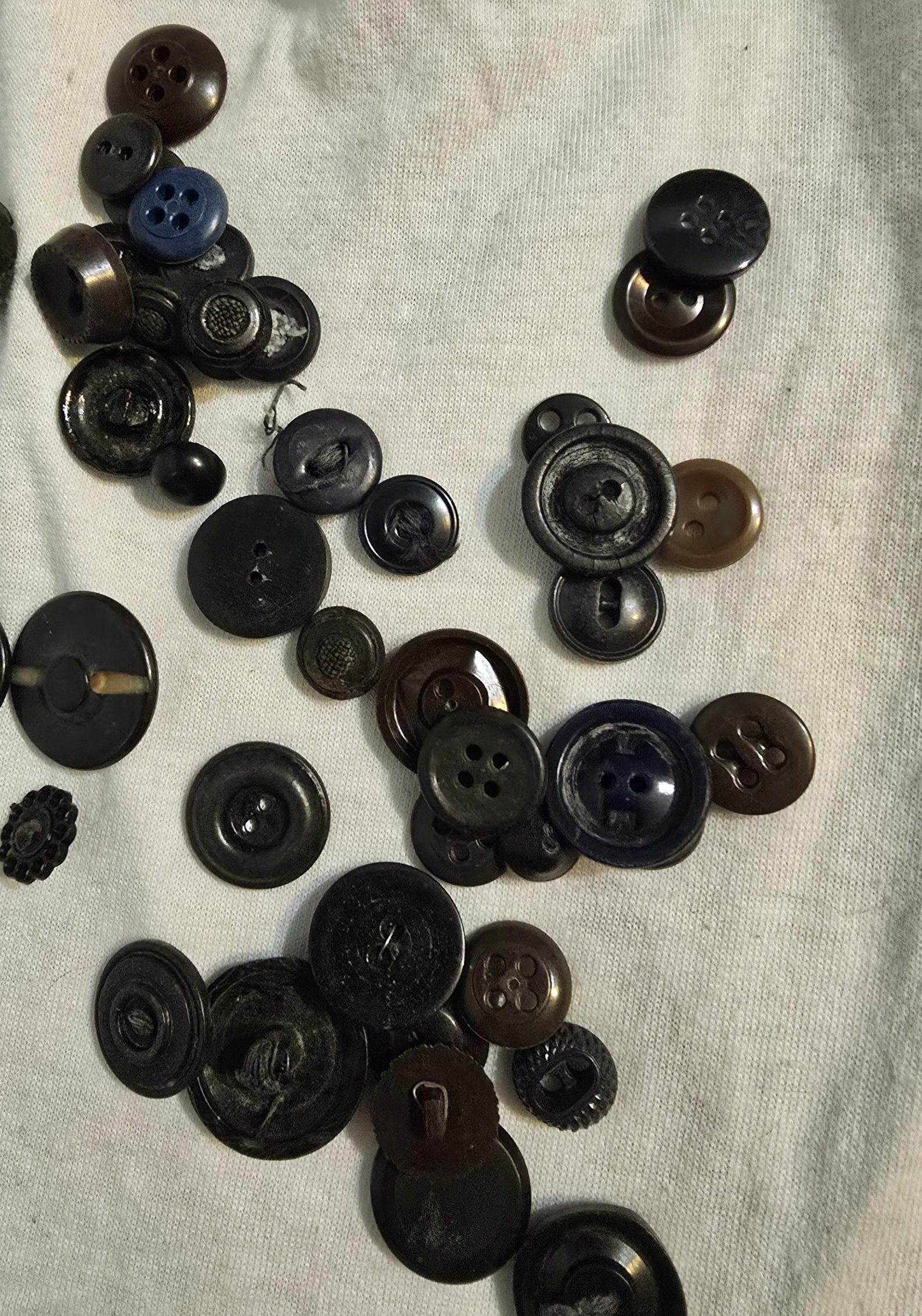Black, Vintage Buttons of Varying Size and Materials - Etsy
