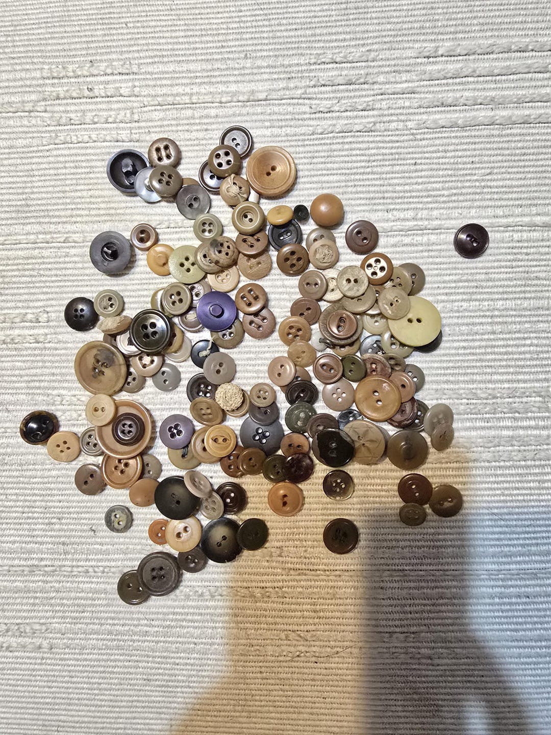 Vintage Brown Buttons of Varying Sizes - Etsy