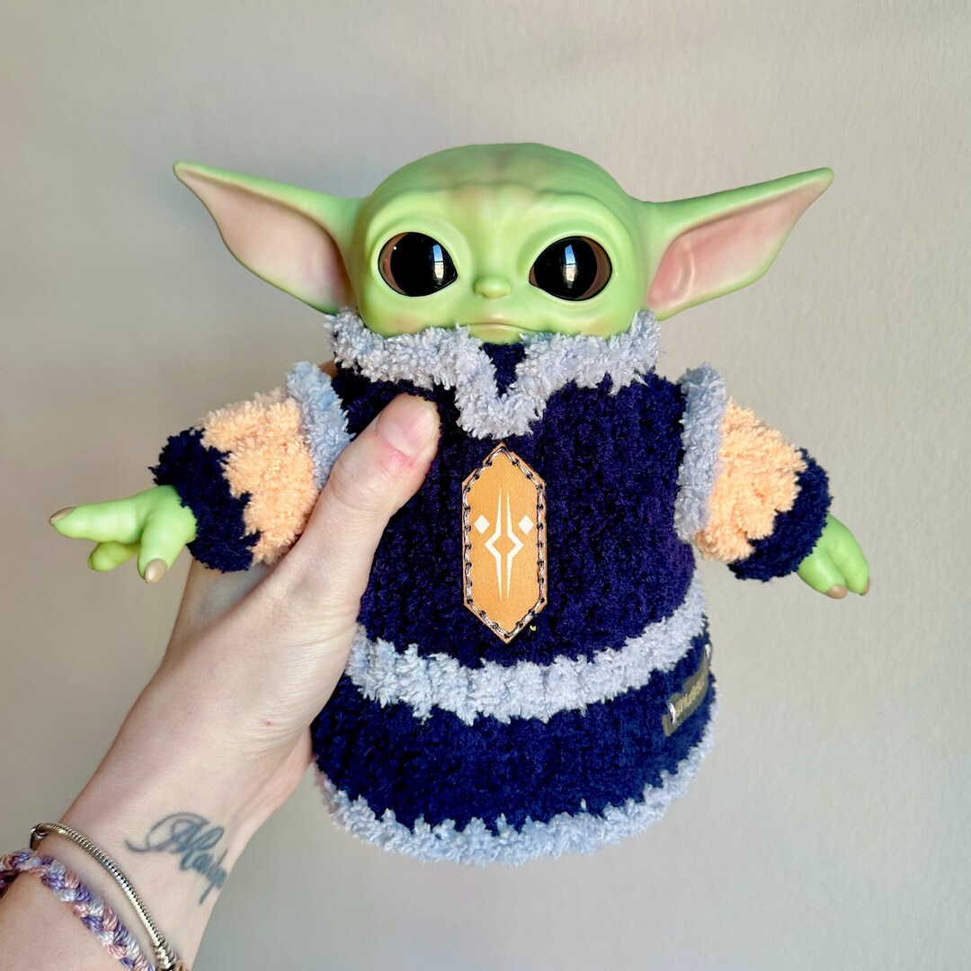 Mini Ahsoka Themed Snuggie - Etsy