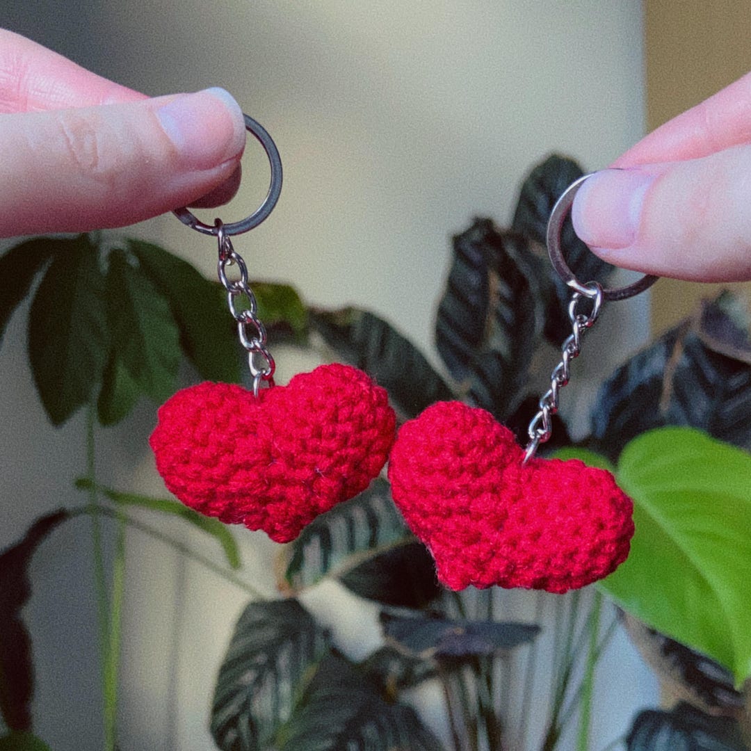 Magnetic Crochet Heart Keychains Handmade Valentines Gift Amigurumi ...