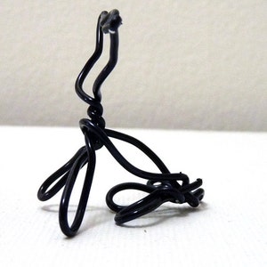 Black Alien Kitten Wire Sculpture- Black Cat Wire Art - Etsy