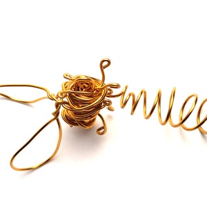 Mini Chubby Golden Bee Tree Topper - Bottle Topper Wire Bee - Cartoony ...