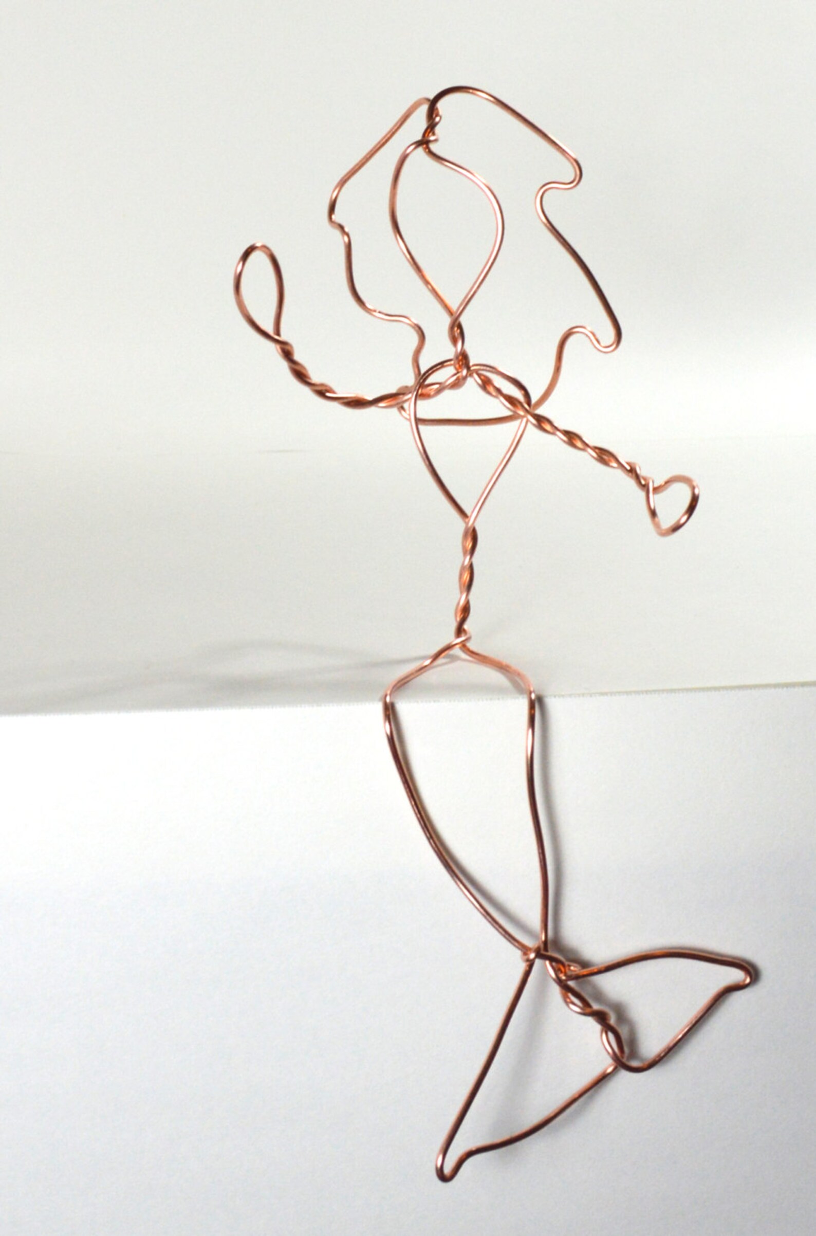 Copper Bookshelf Mermaid - Short Tail Wavy Hair, Mermaid Wire Sculpture ...