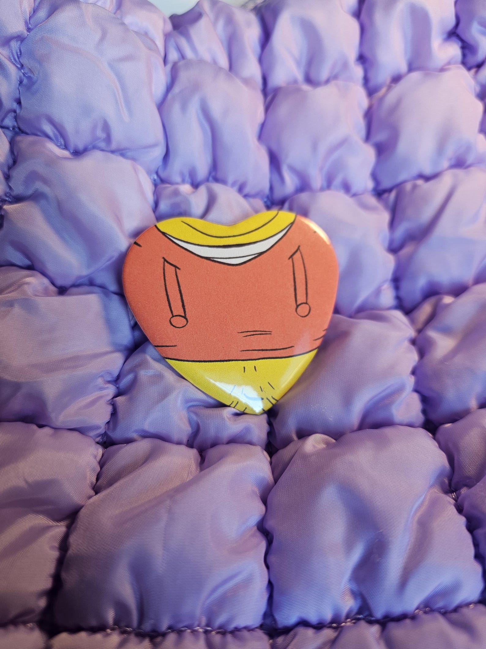 Smiling Friends || Charlie Heart Chest - Etsy