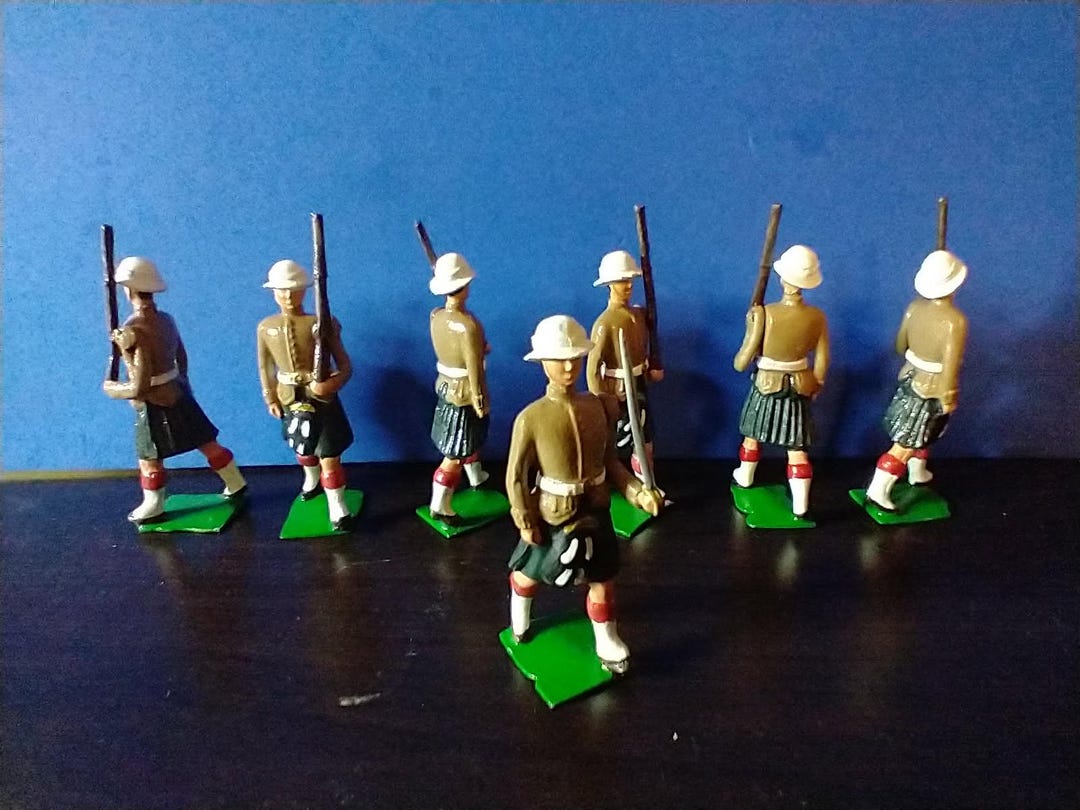 Britain's Recast Cameron Highlanders Toy Soldiers - Etsy