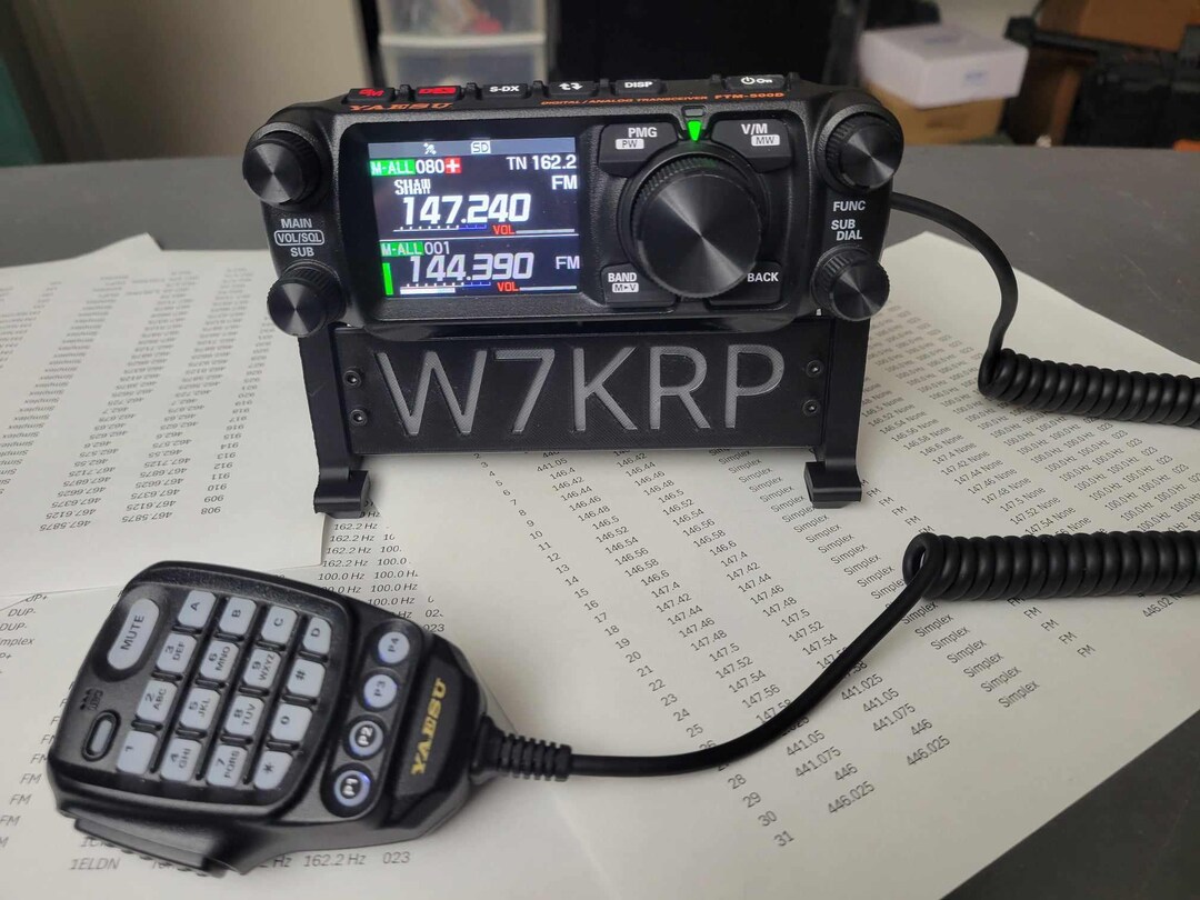 3D Printed Control Head Desktop Stand for Yaesu FTM Series Radios - Etsy