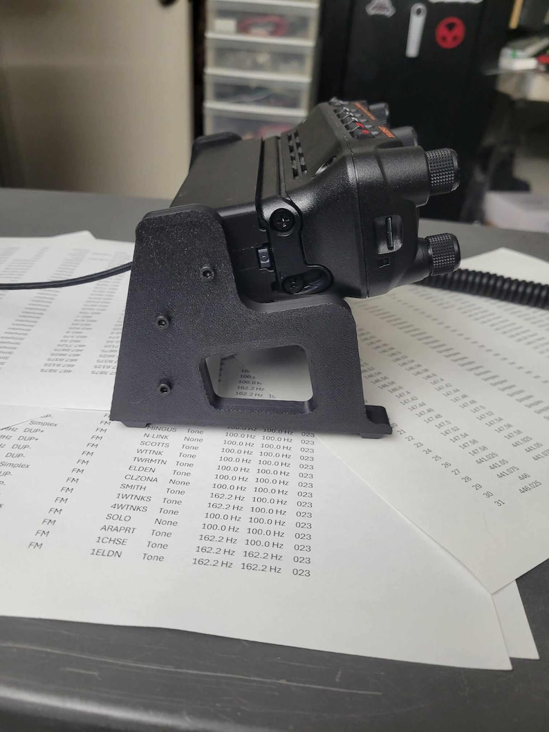 3D Printed Control Head Desktop Stand for Yaesu FTM Series Radios - Etsy