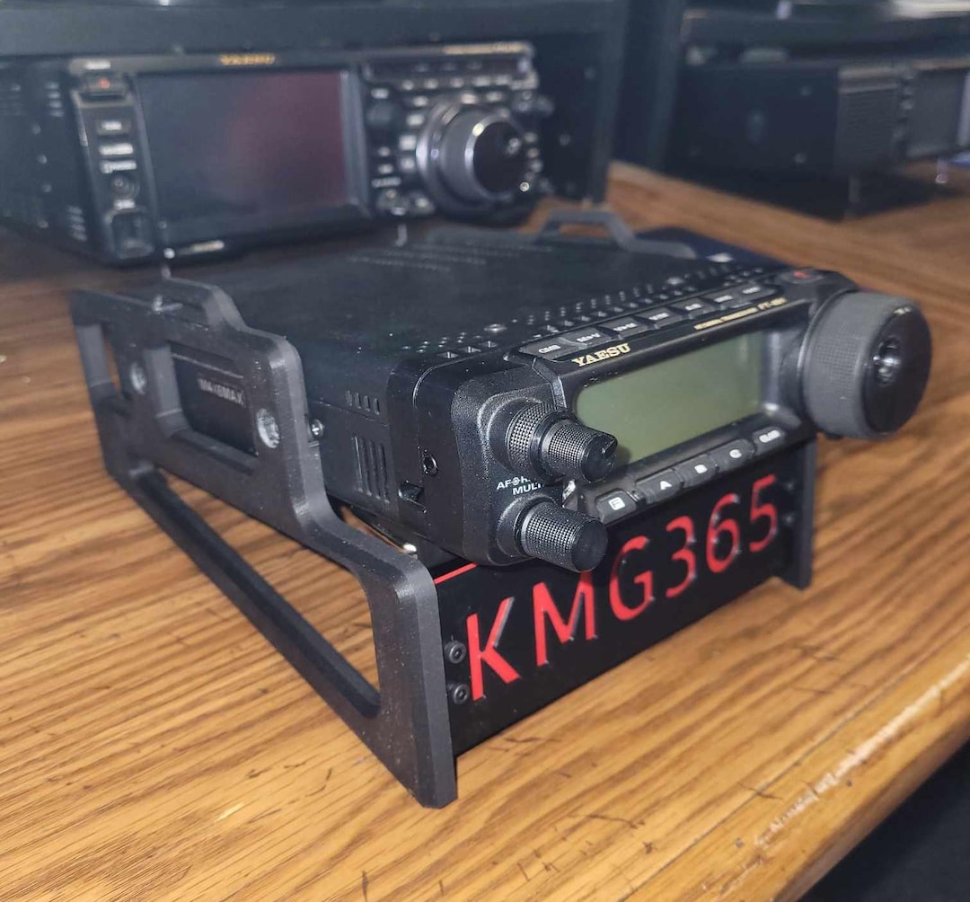 Yaesu FT-891 Desktop Mount+ Personalized Callsign Plate - Etsy