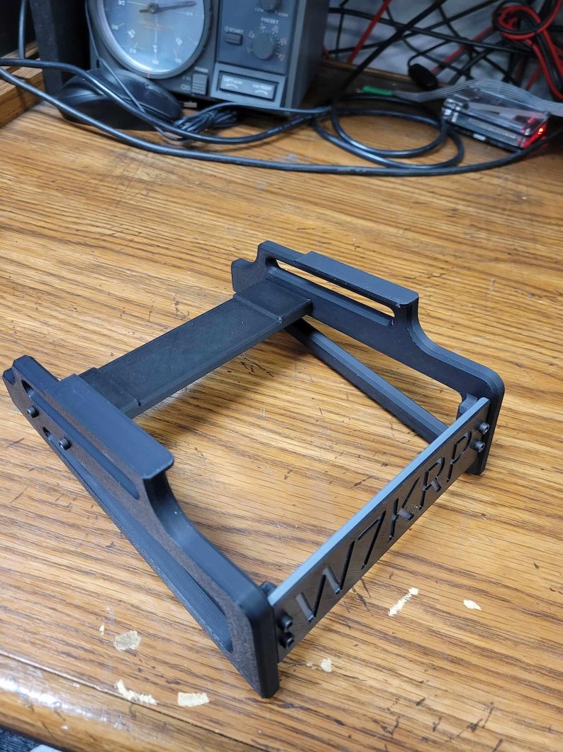 3D Printed Desktop Stand for Yaesu FTM-300/FTM-6000R - Etsy
