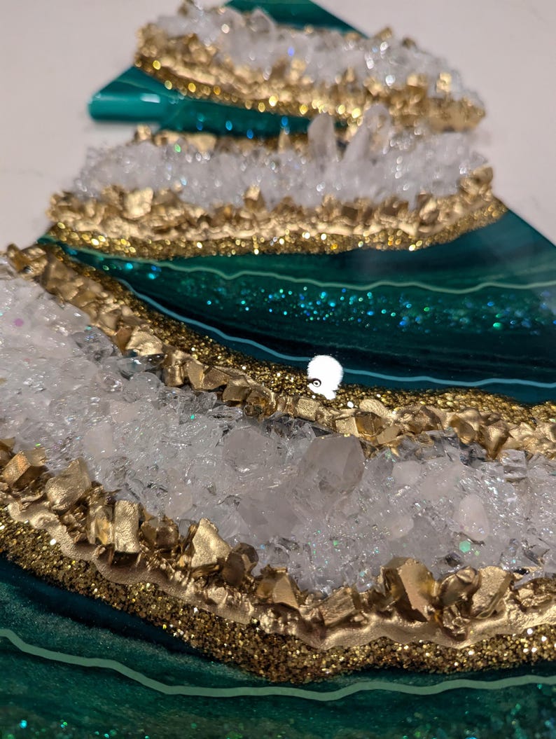 16x21 Geode Resin Christmas Tree Wall Art - Luxurious Holiday Decor ...