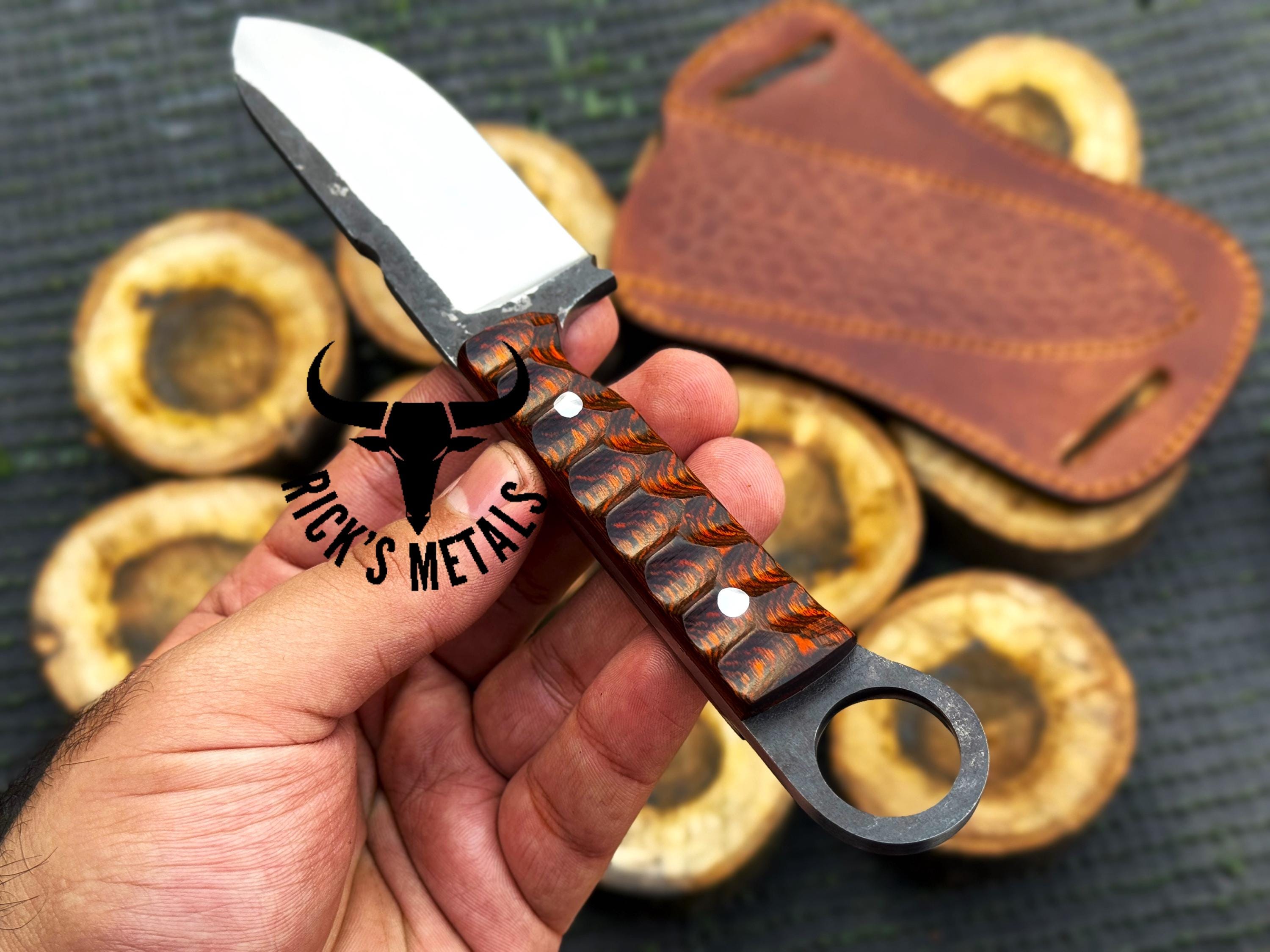 Finger Hole Handmade D2 Steel Camping Knife With Horizontal Sheath ...