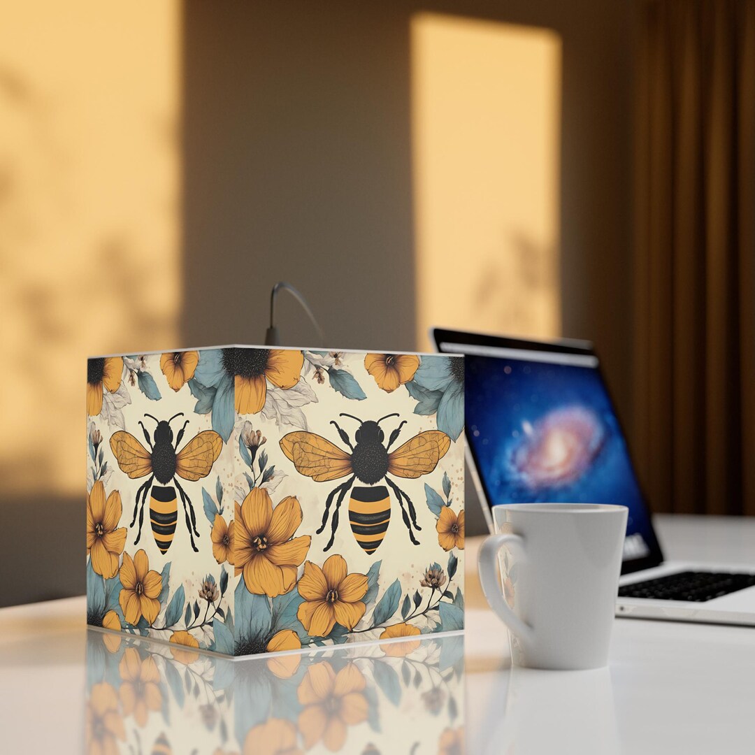 Floral Bee Lamp - Honeycomb Light, Buzzing Bee Light, Bee Lover Home ...