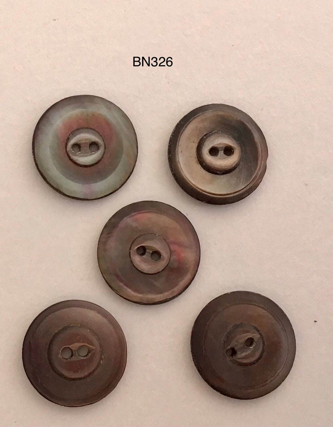 Vintage Carved Shell Button Set of 5 - Etsy