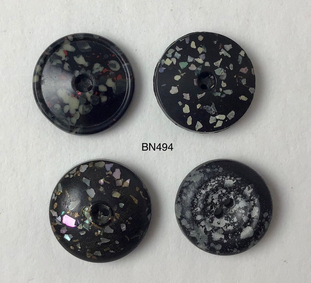 Vintage Composition Buttons 4 Buttons - Etsy