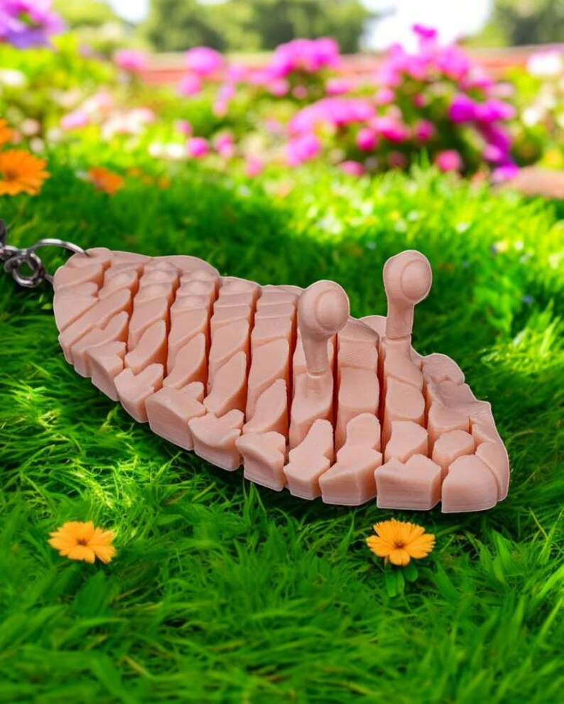 Doug the Sea Slug – Articulated Ocean Keychain Toy - Etsy