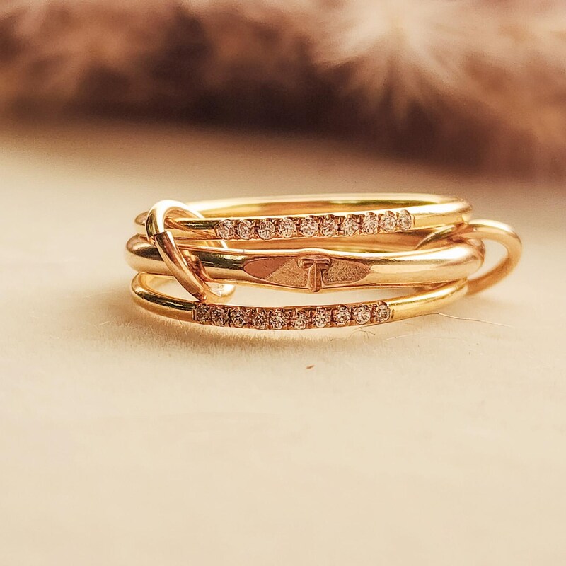 Connected Ring - Etsy