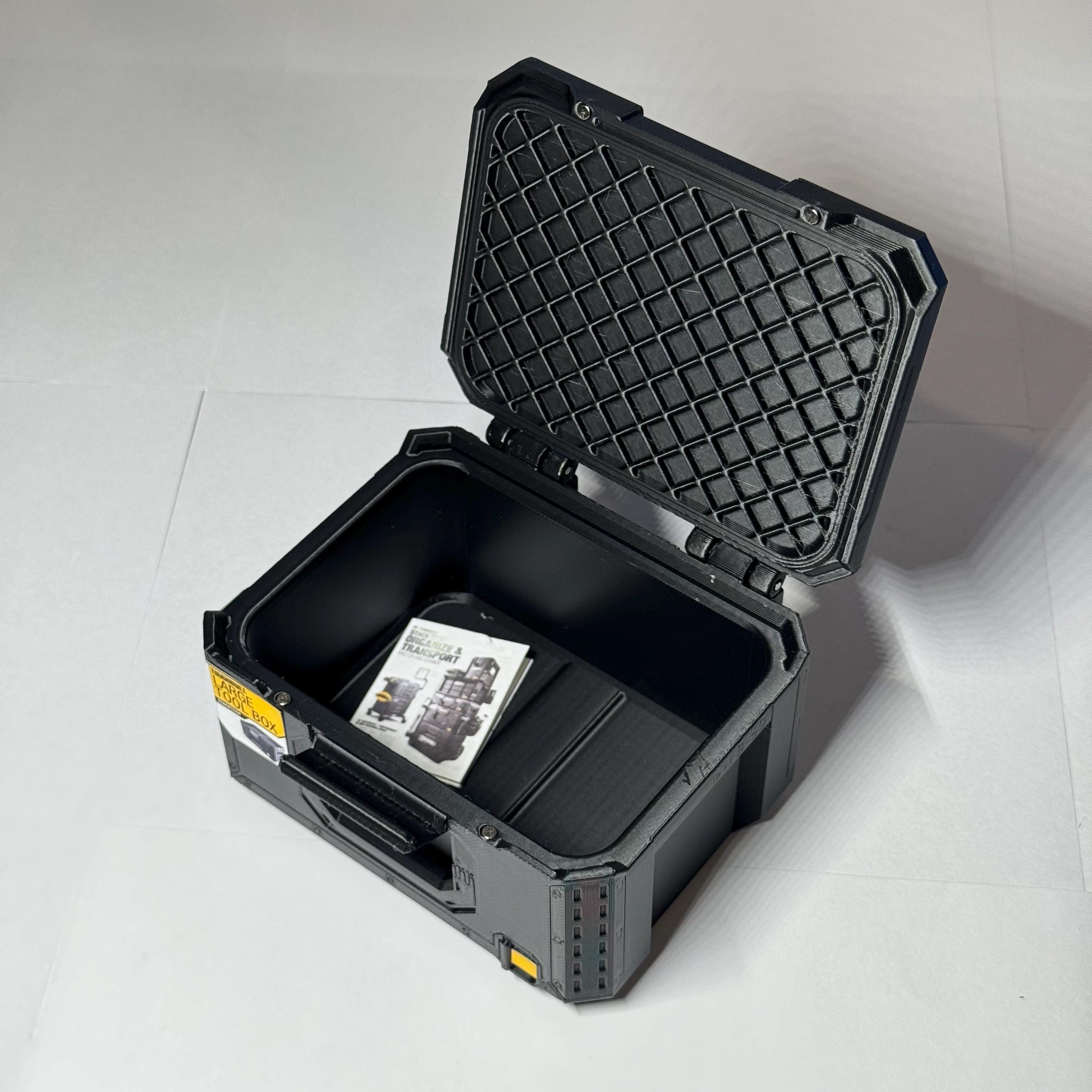 TB-B1-B-50 Toughbuilt Stacktech 1:5 Scale Miniature Large Box Business ...