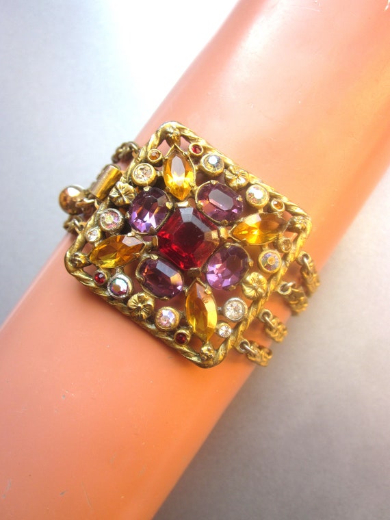 Vintage Colorful Rhinestone Basket Pin Brooch - Gem
